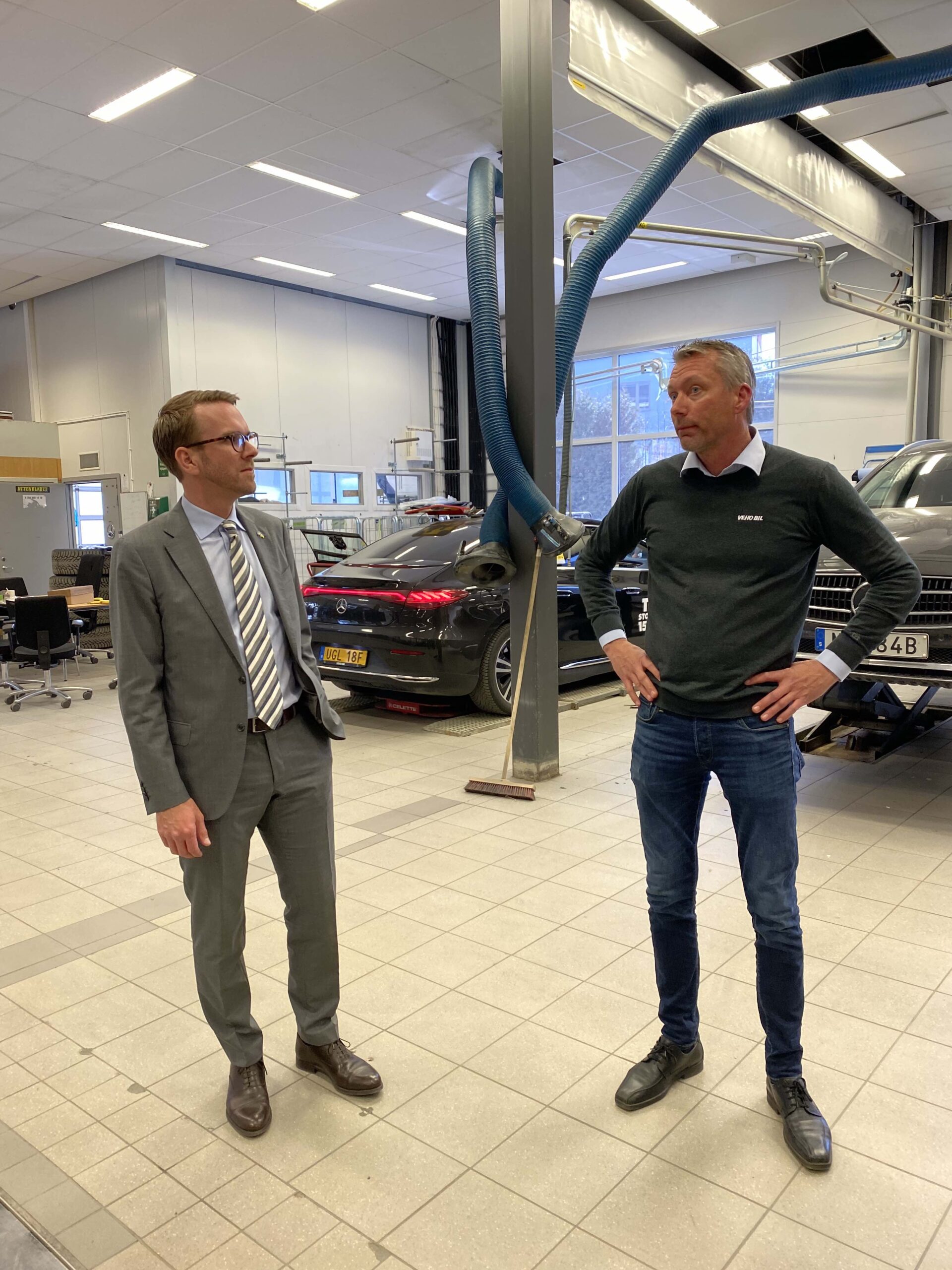 Ministerbesök hos Veho bil - Motorbranschen